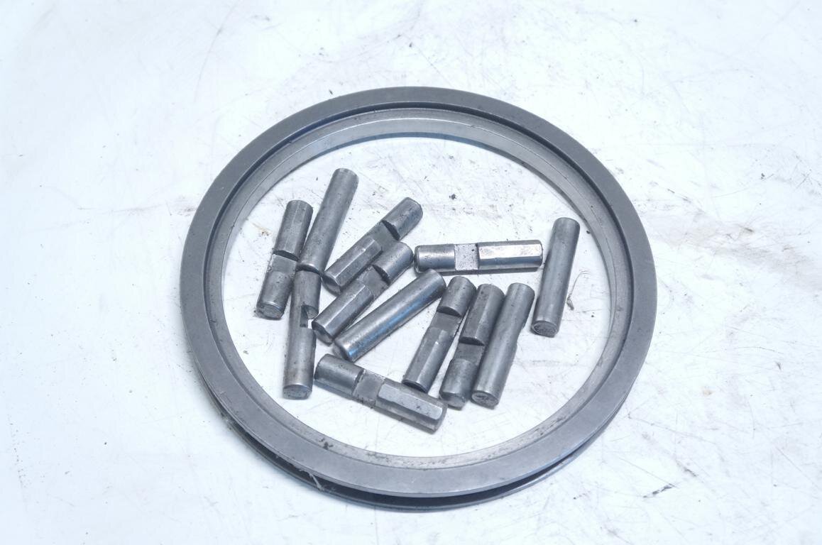 Deutz D 6006 Schaltring und Bolzen Differential, 55,00