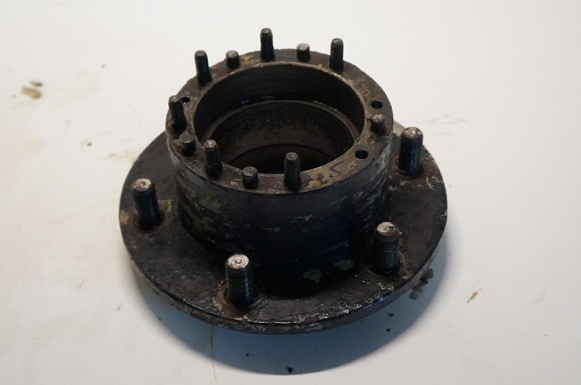 Deutz D 5506 AS Radnabe links von Allradachse ( Gebrauchsspuren ), 139,00
