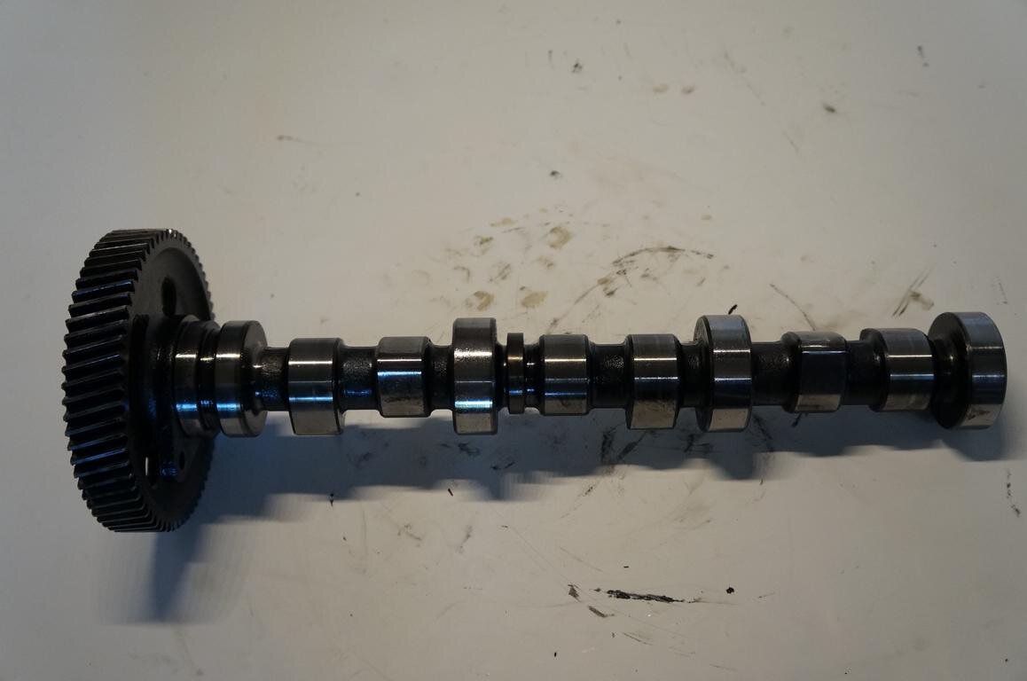 IHC 423 353 533 Motortyp D-155 Nockenwelle, 169,00